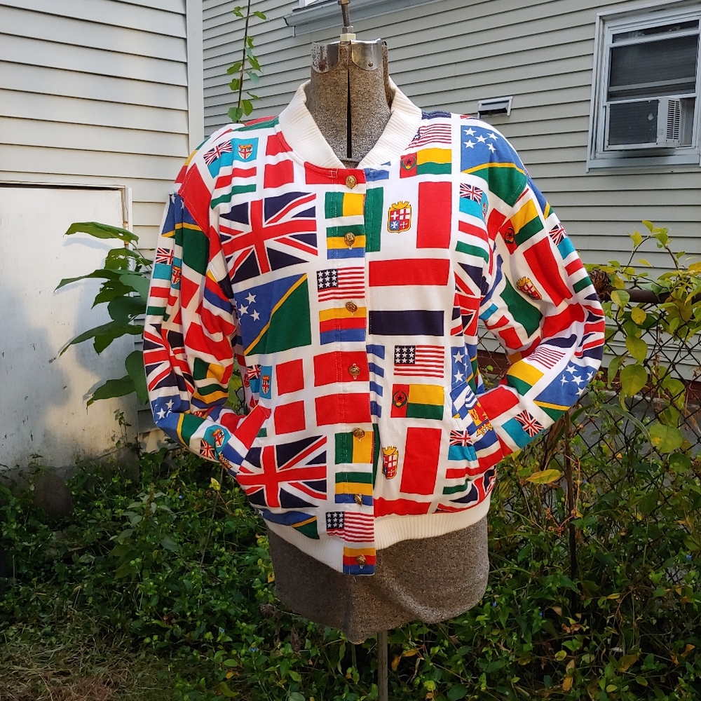 Amazing! Vintage 80s World Flags Sports Jacket - Gem